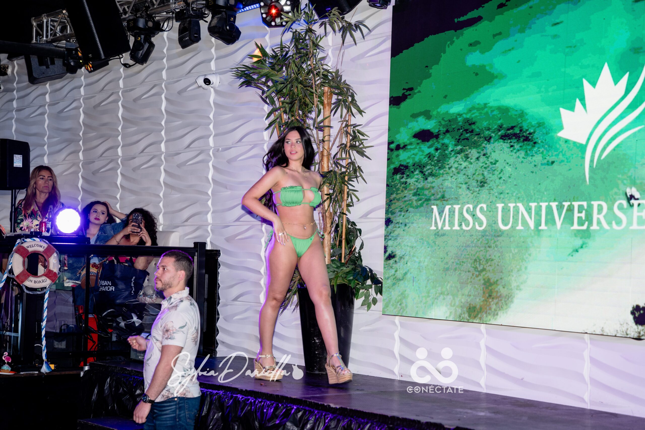 LAUNCH OF SYLVIA DANIELLA BIKINIS II - Conectate